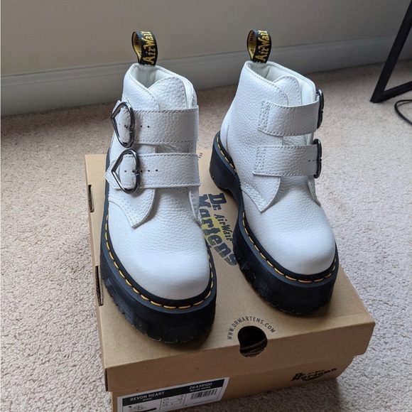 Dr. Martens | Shoes | Dr Martens Devon Heart Boot | Poshmark